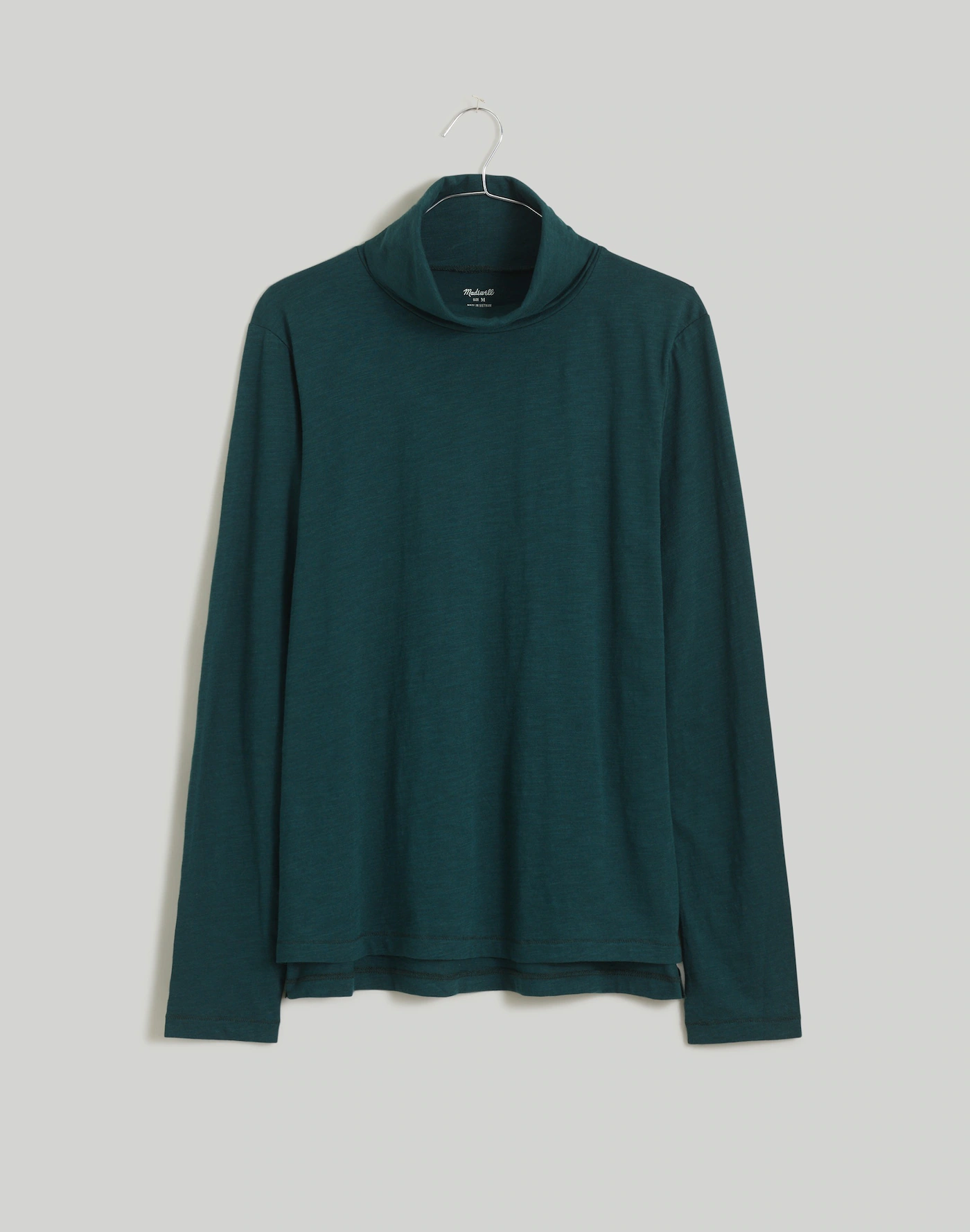 Essential Layering Pieces: How to Create Effortlessly Stylish Outfits ...